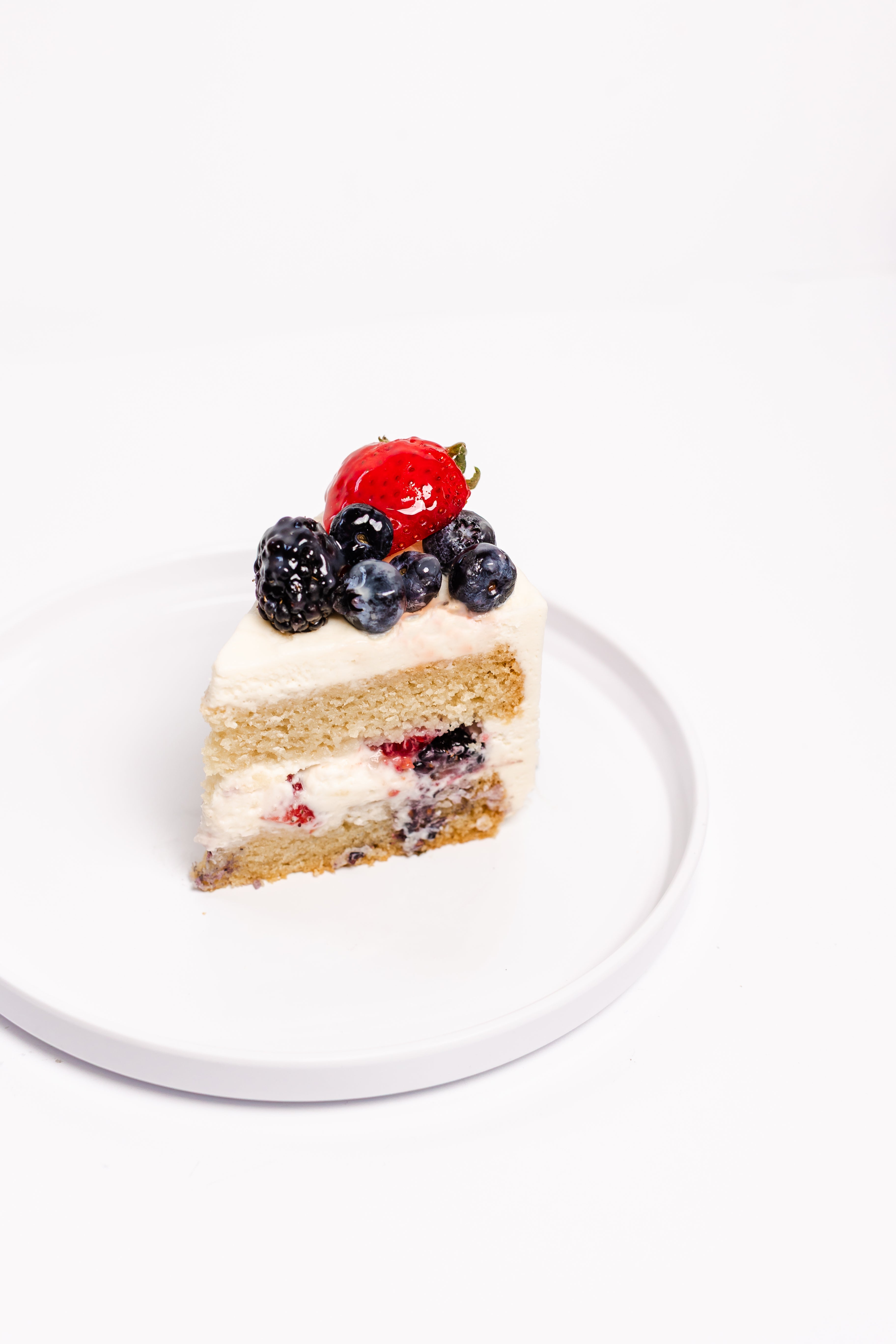 Slice Chantilly Cake | Voyager Craft Coffee